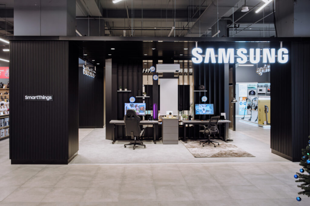 Marea Deschidere Samsung Experience Zone la Enter Port Mall - NewsMaker